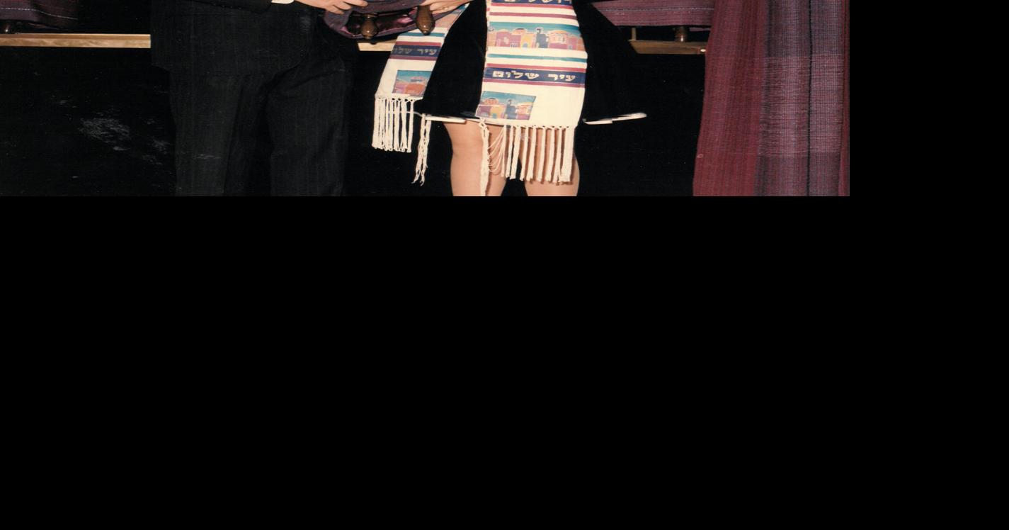 Rabbi Elyssa Austerklein | Bar•Bat Mitzvah | clevelandjewishnews.com