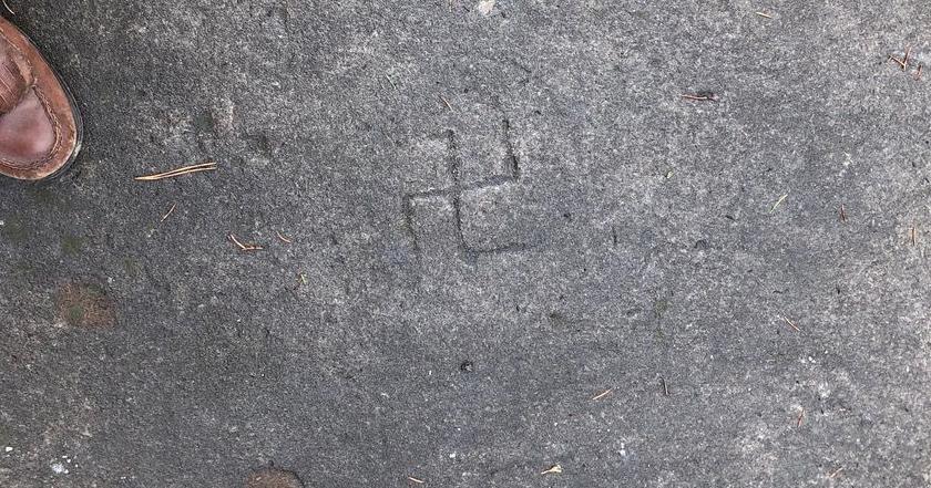 Swastika found on Peninsula sidewalk leads synagogue, church down same ...