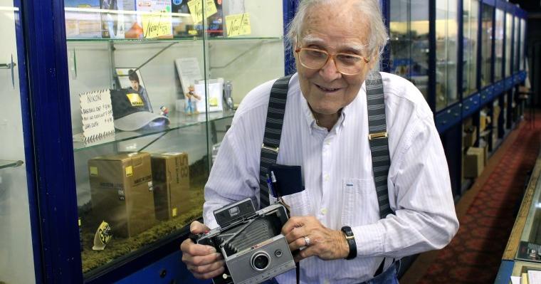Loomis Camera snaps final photograph | News | clevelandjewishnews.com