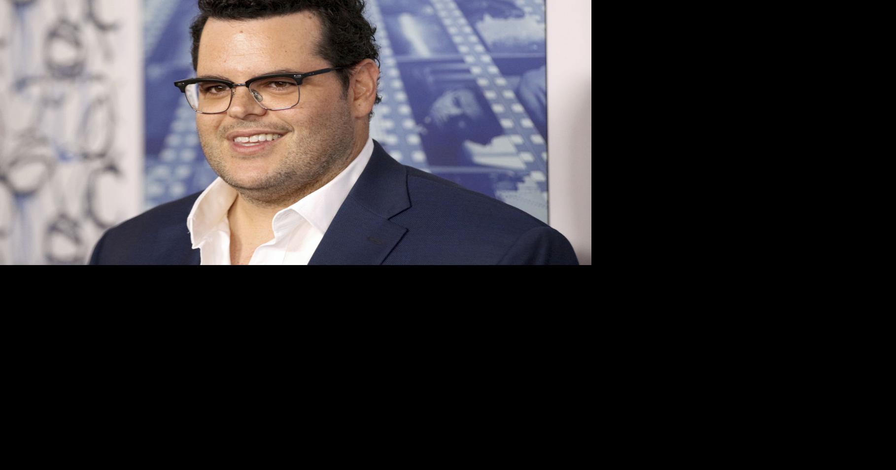 Josh Gad honors his Holocaust survivor grandparents with role in ...