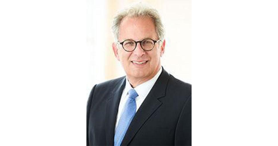 Cuyahoga County defense lawyer Roger Synenberg admits to sending ...