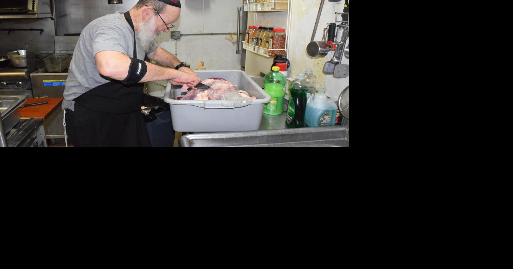 Le Chaim kosher restaurant opens in South Euclid | Nosh ...