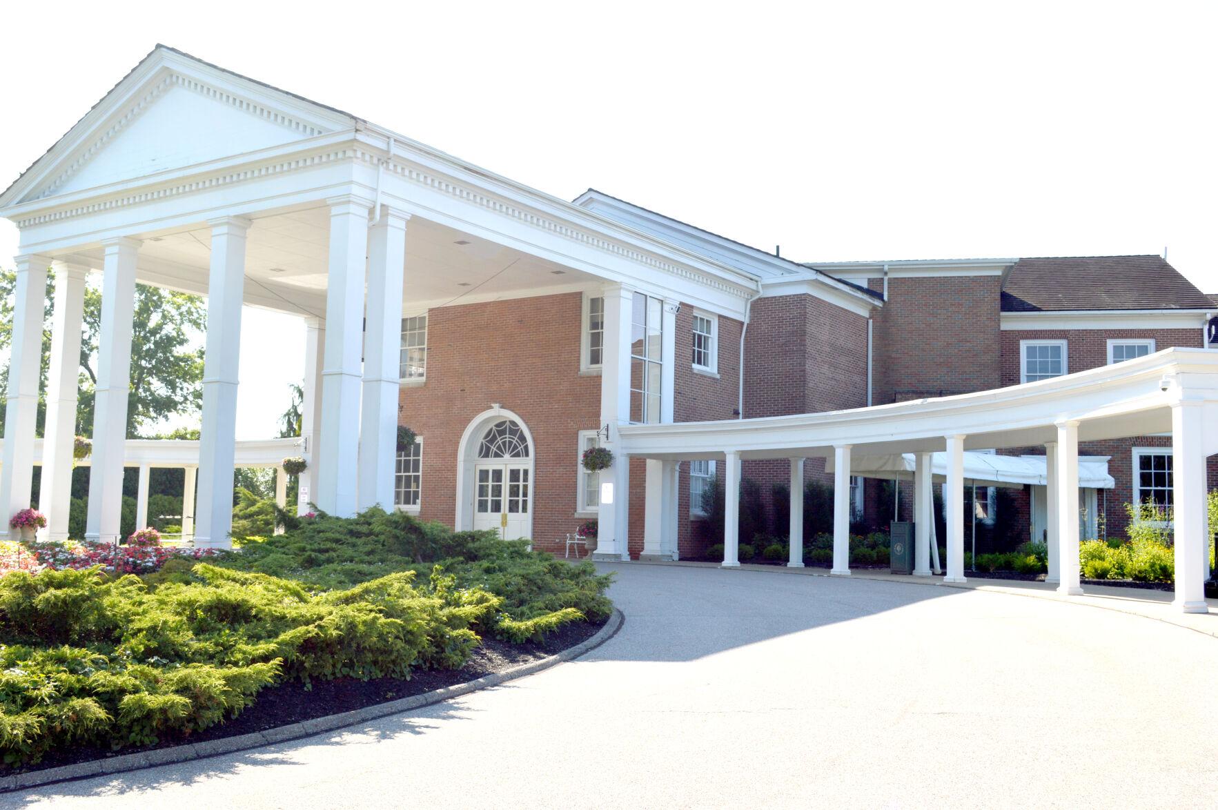 Beechmont marks 100 years as last Jewish country club in state | Local ...