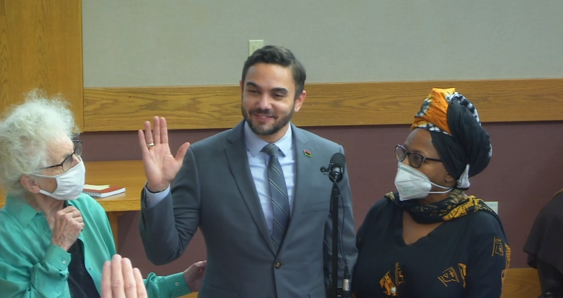 Kahlil Seren sworn in as first elected mayor of Cleveland Heights ...