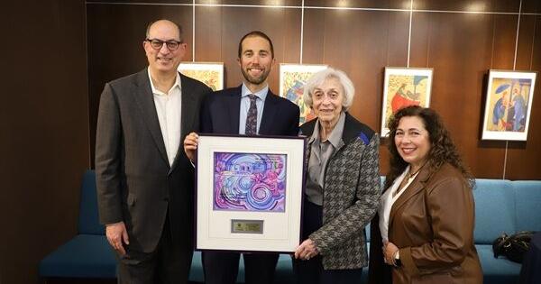 Jewish Federation of Cleveland presents Yanowitz Leadership Award ...