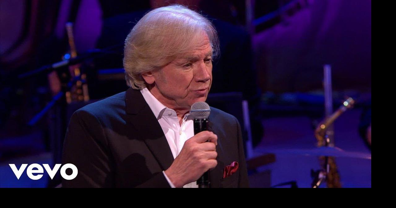 Burt Bacharach - What The World Needs Now ft. Justin Hayward ...