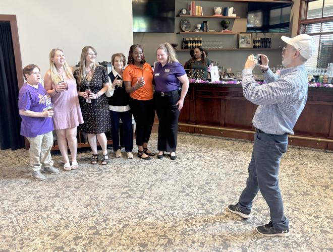 ‘Don’t Forget To Laugh’ fundraiser raises money for Alzheimer’s ...