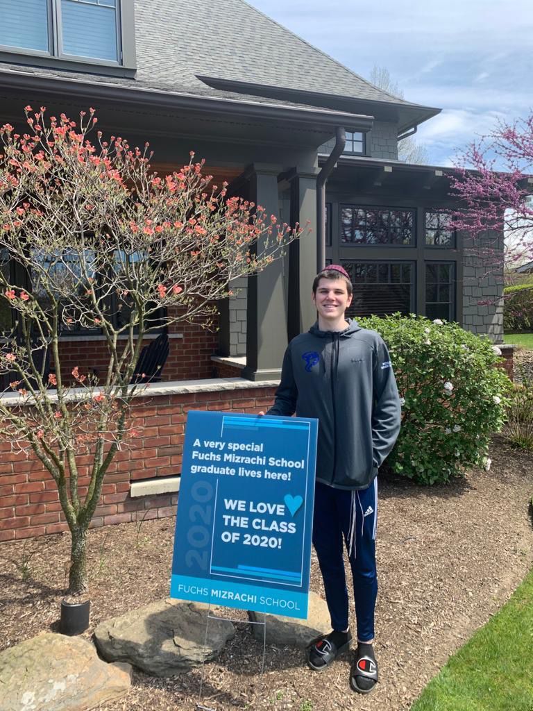 Fuchs Mizrachi graduating students celebrated with parade | In the ...