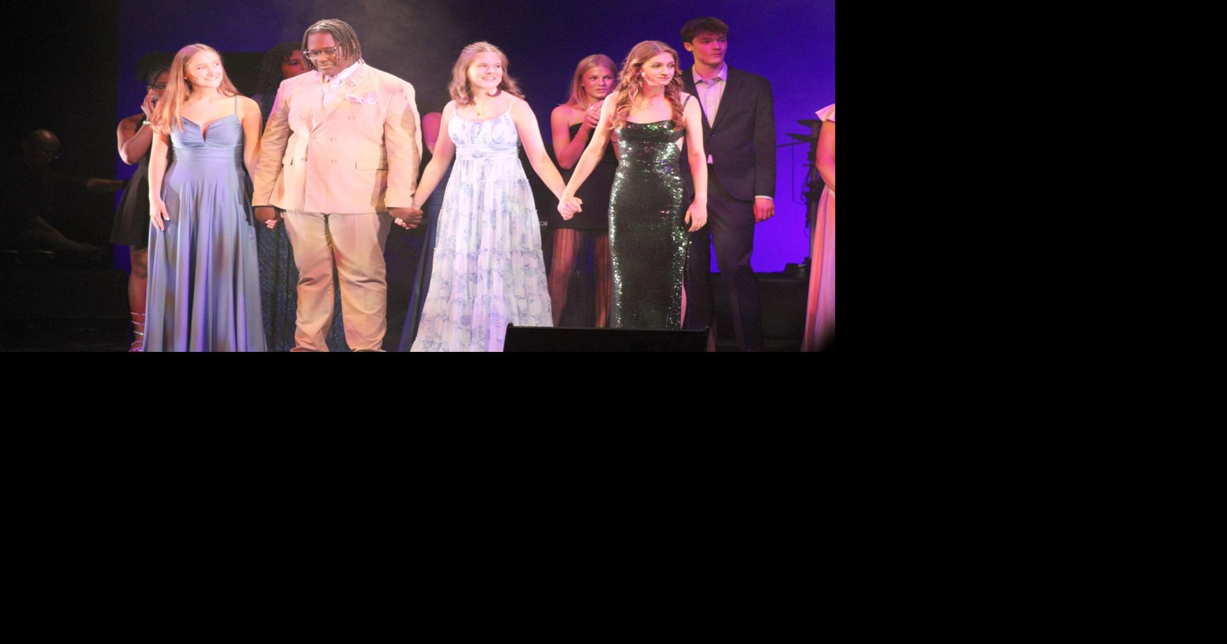 PHOTOS: Mandel Jewish Community Center's Shining Star CLE singing ...
