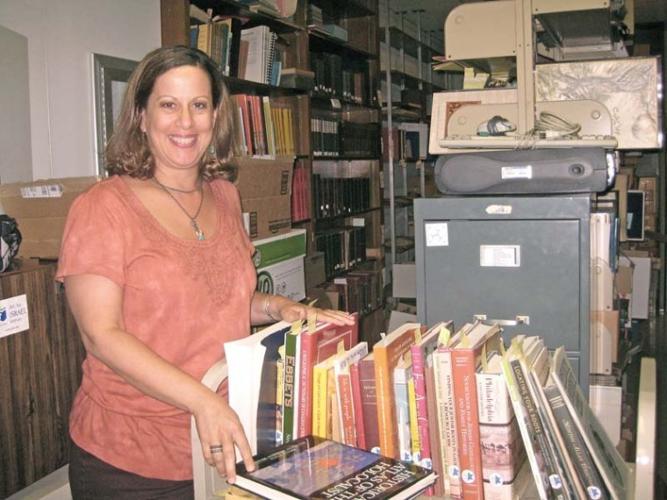 Underused synagogue libraries speak volumes | News ...