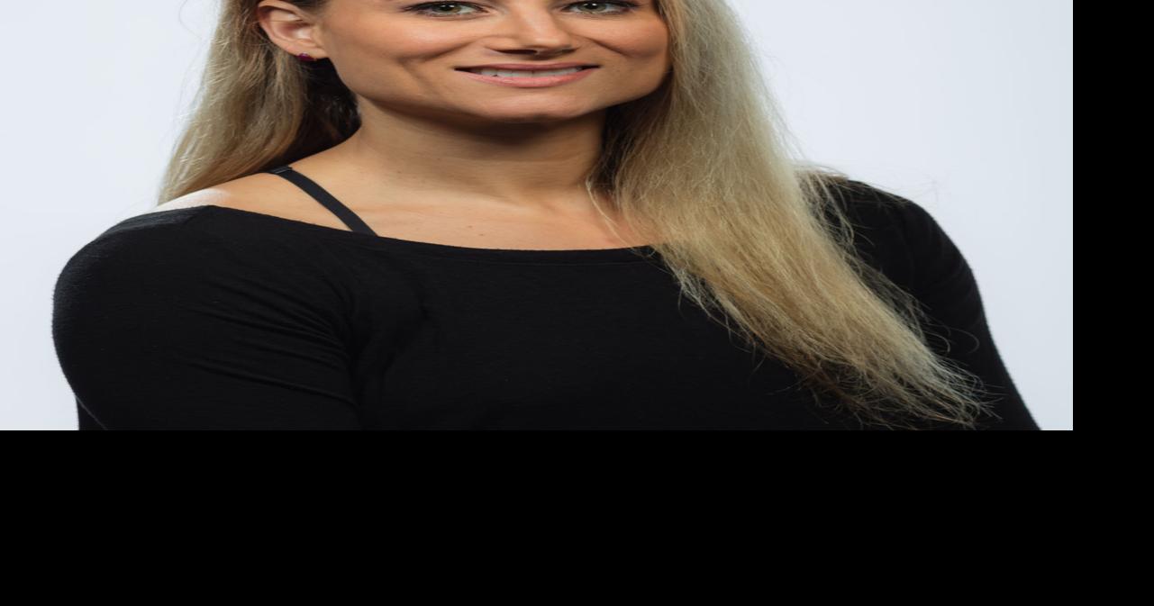 ‘Disney on Ice’ lets Madorsky ‘Dare to Dream’ as Elsa | Bob Abelman ...