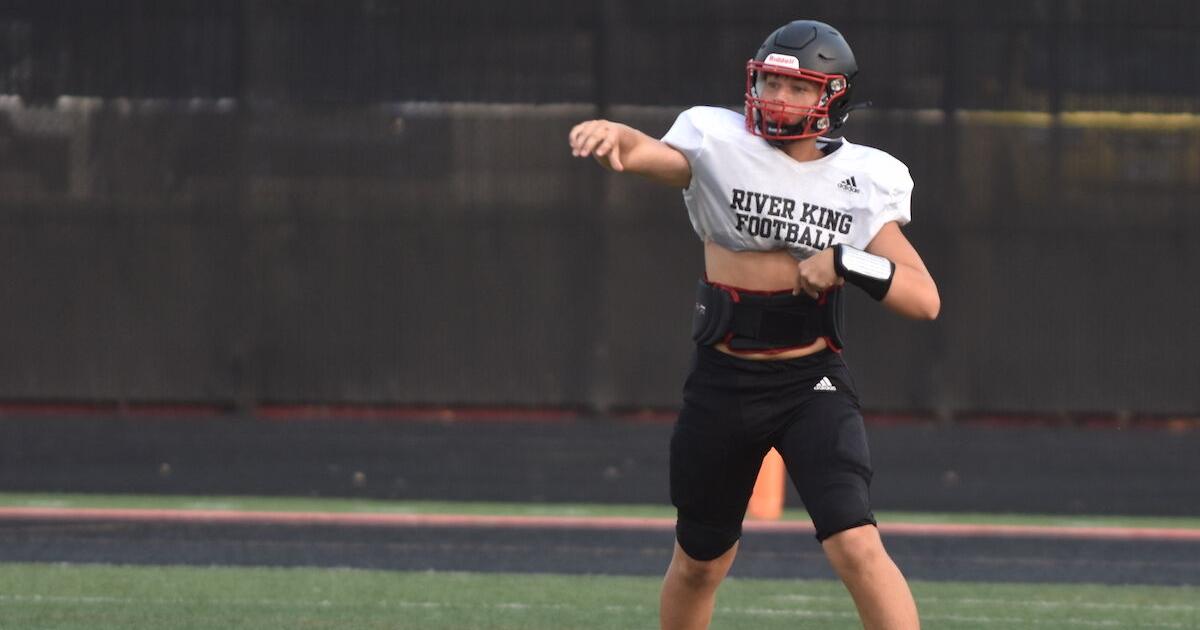 River Kings scrimmage with Camanche to kick off 2023 season | High ...