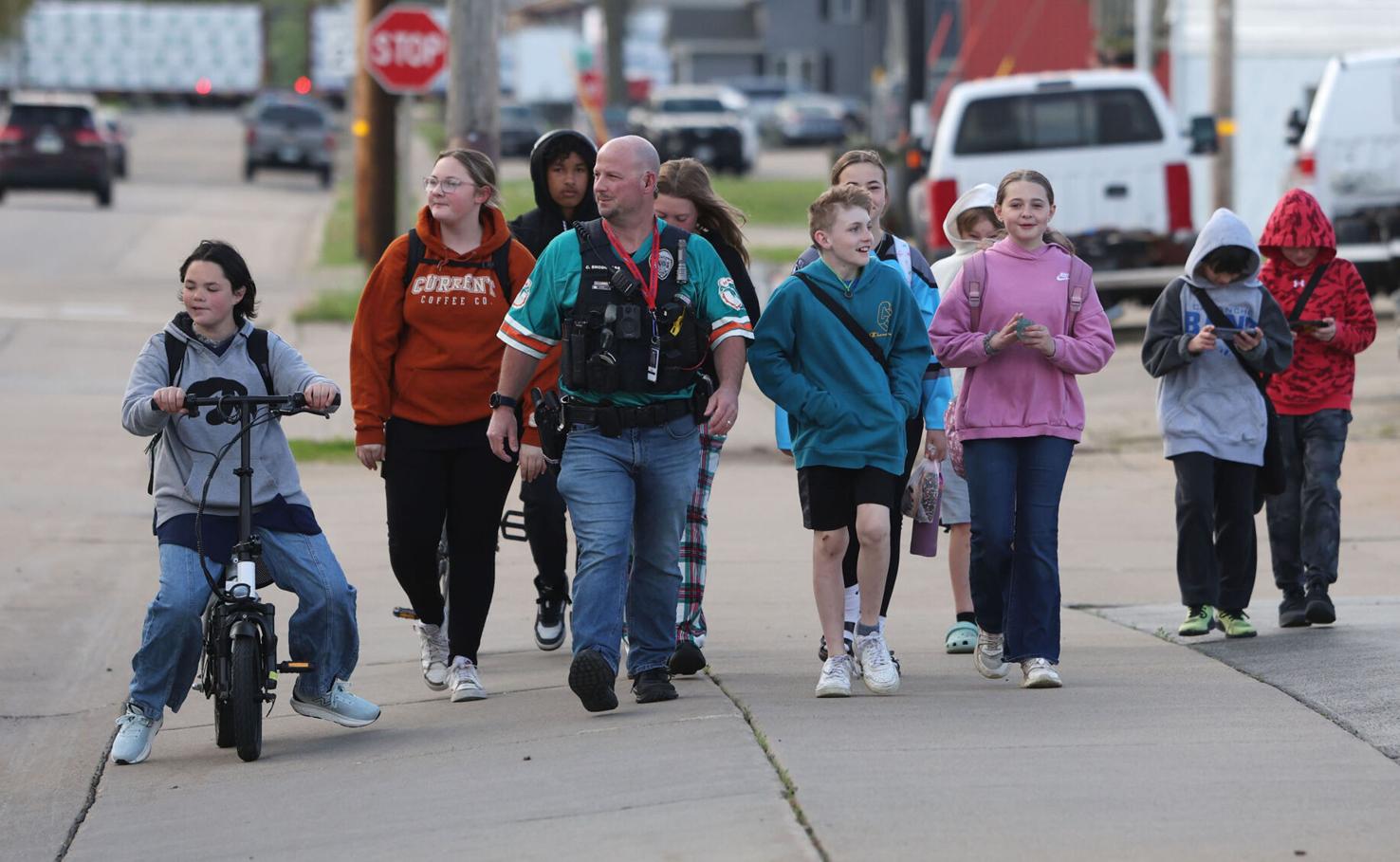 WALK TO SCHOOL DAY | Education | clintonherald.com
