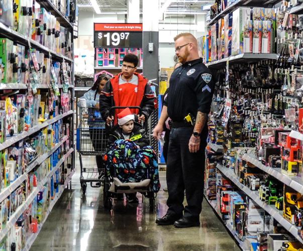 ‘Shop with Cops’ program to expand | Local News | clintonherald.com