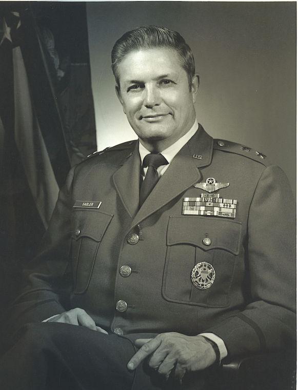 Important general was 1942 Clinton High graduate | History ...