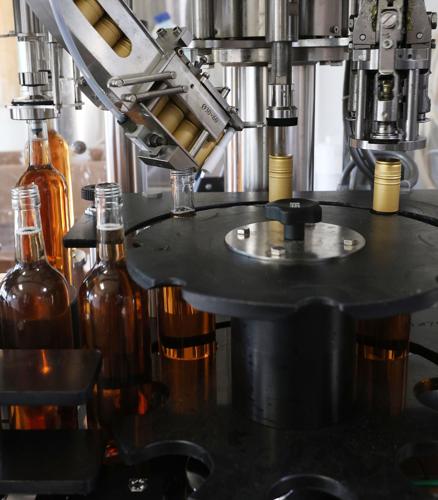 Wide River Winery navigates struggling industry | Business ...