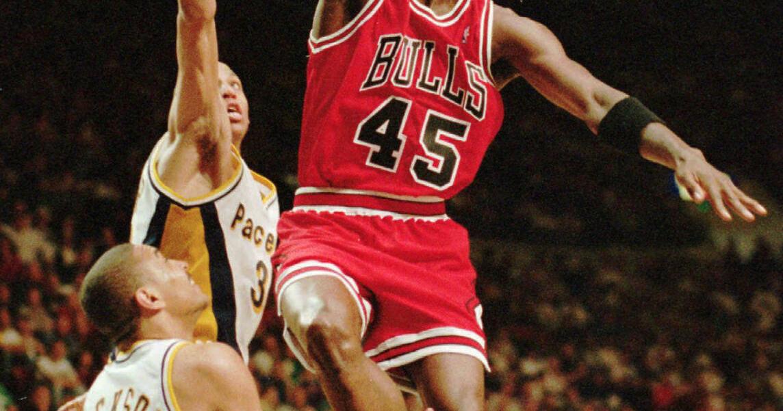 Today in History: March 19, Michael Jordan returns to basketball ...