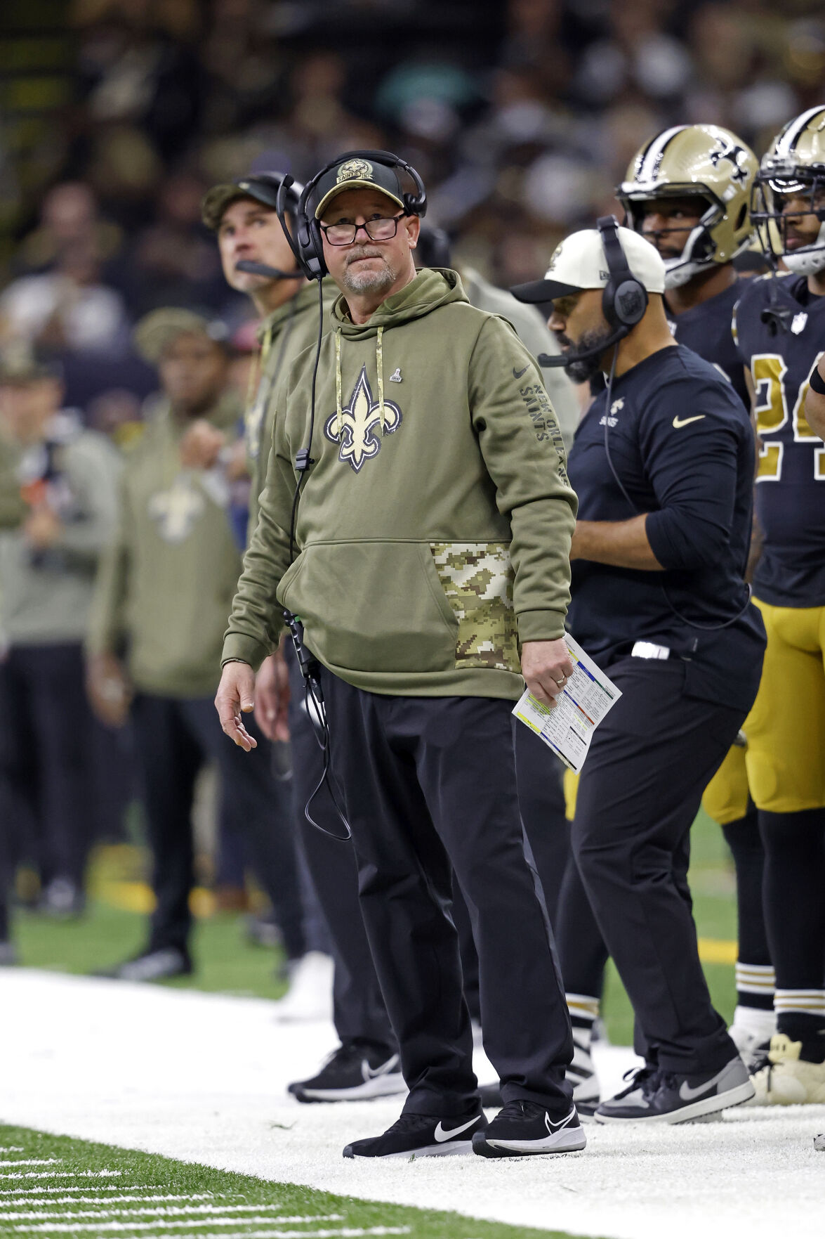 1979 CHS Grad Dan Roushar and the Bears move onto the Divisional Round ...