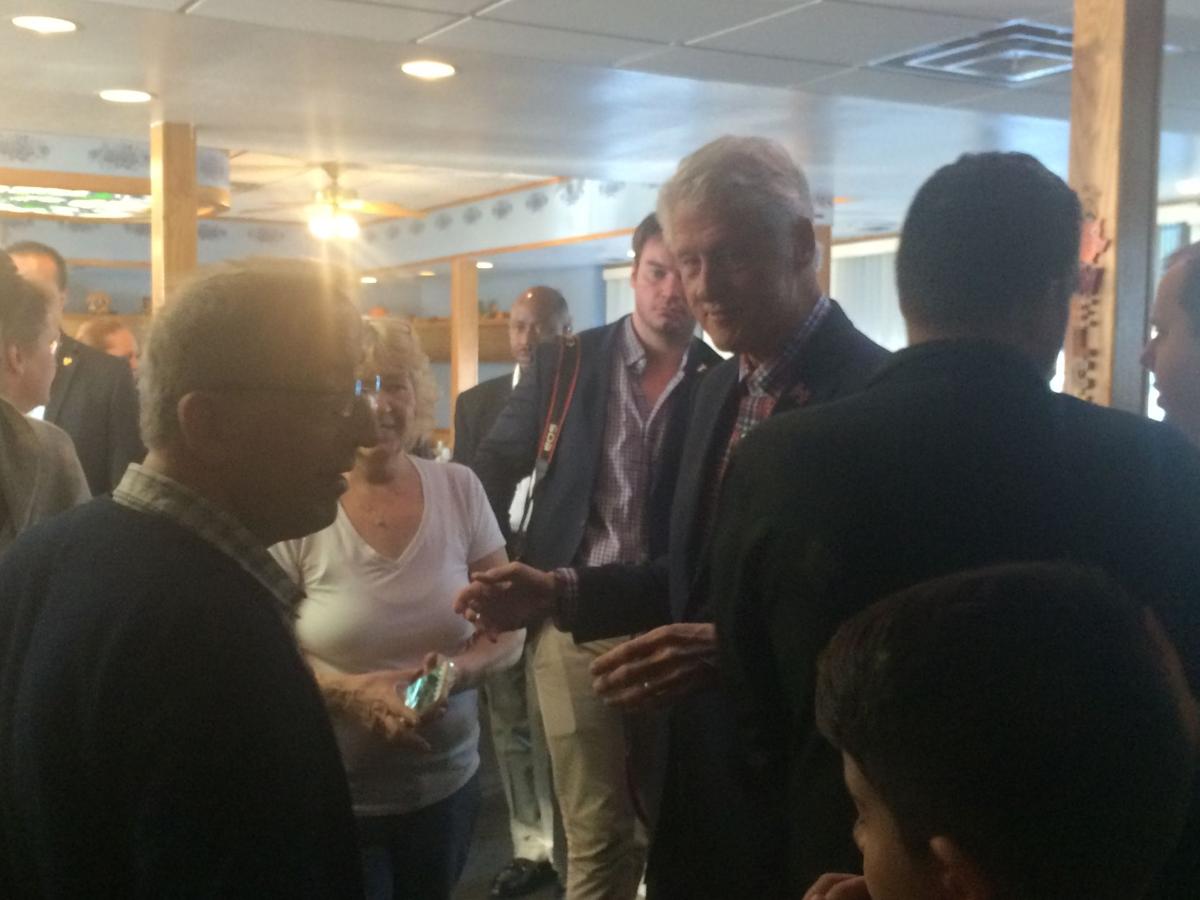 Bill Clinton makes stop at local restaurant | News | clintonherald.com