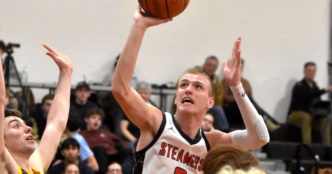 Damhoff moves into 3rd place on the Steamers All-Time scoring list ...