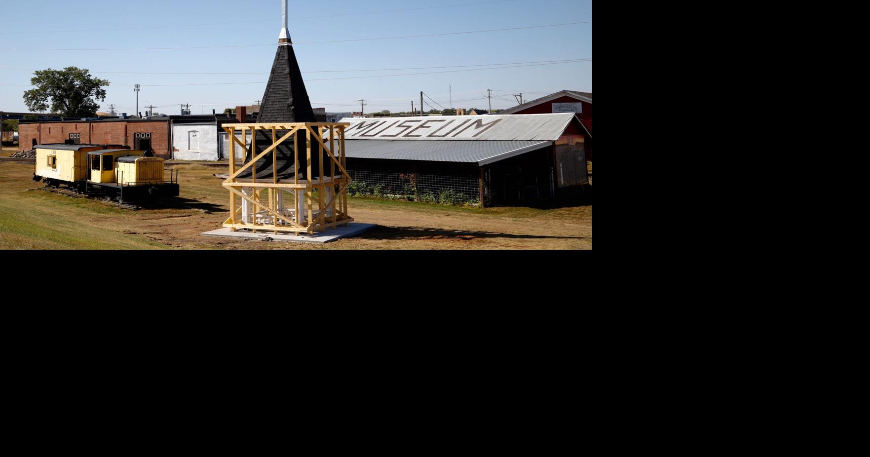 Steeple moves to new home | Local News | clintonherald.com