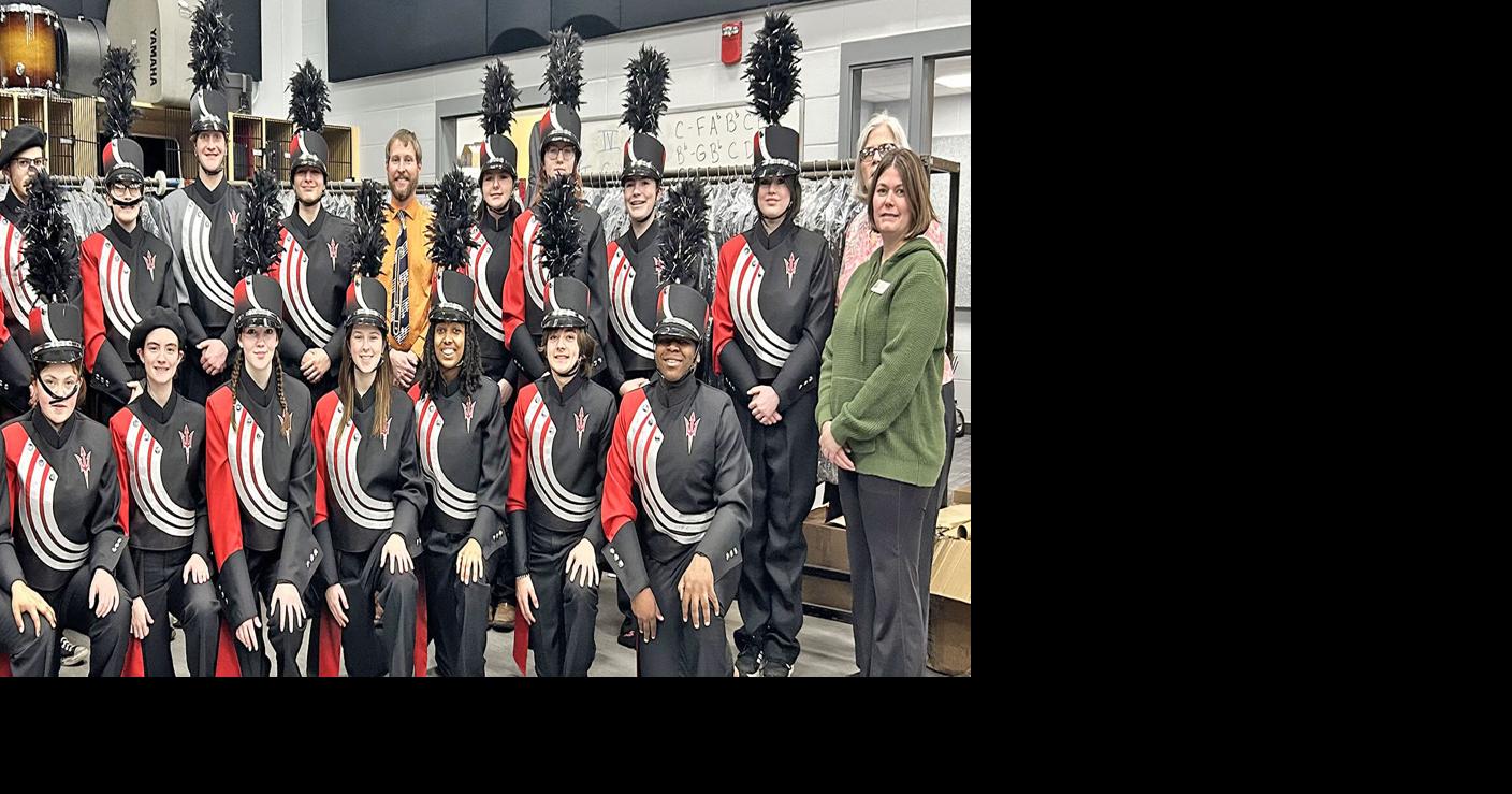 CHS Marching Band has new uniforms | Local News | clintonherald.com
