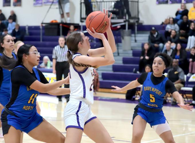 Ava Putman scores 20 points as Sabers rout Davenport North 72-23 | High ...