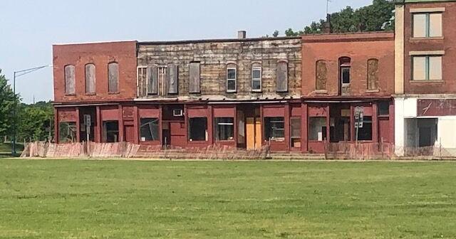City: Smith Brothers building will be demolished | Local News ...
