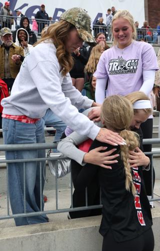 CHAMPION QUEEN: Elle Lonergan wins IGHSAU 4A high jump | Area Sports ...