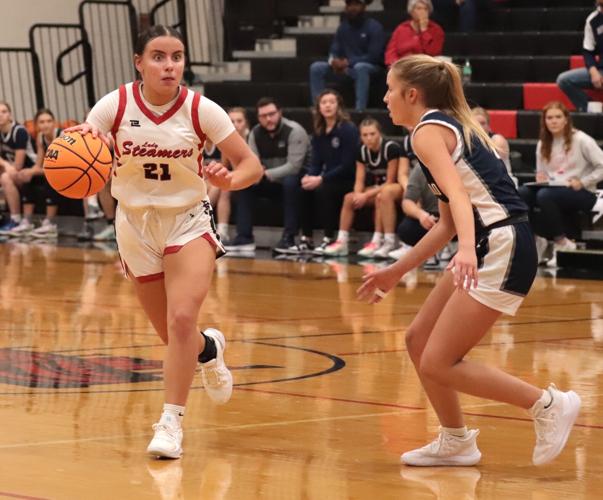 Coffey scores 14 points, hits late three to push Steamers past Spartans ...