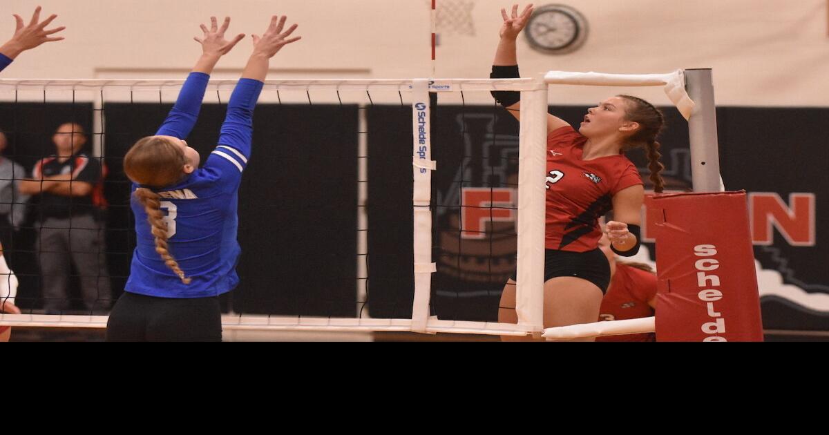 Steamers battle back in set two to sweep Galena in season opener ...
