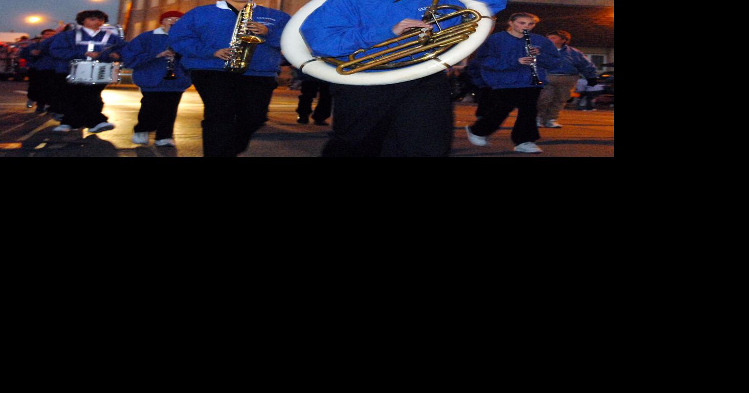 2007 Clinton Halloween Mardi Gras Parade | Local News | clintonherald.com