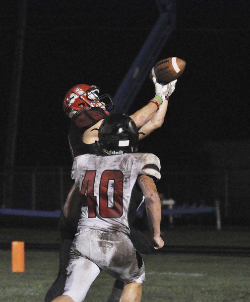 Fulton Steamers win by a foot | Sports | clintonherald.com