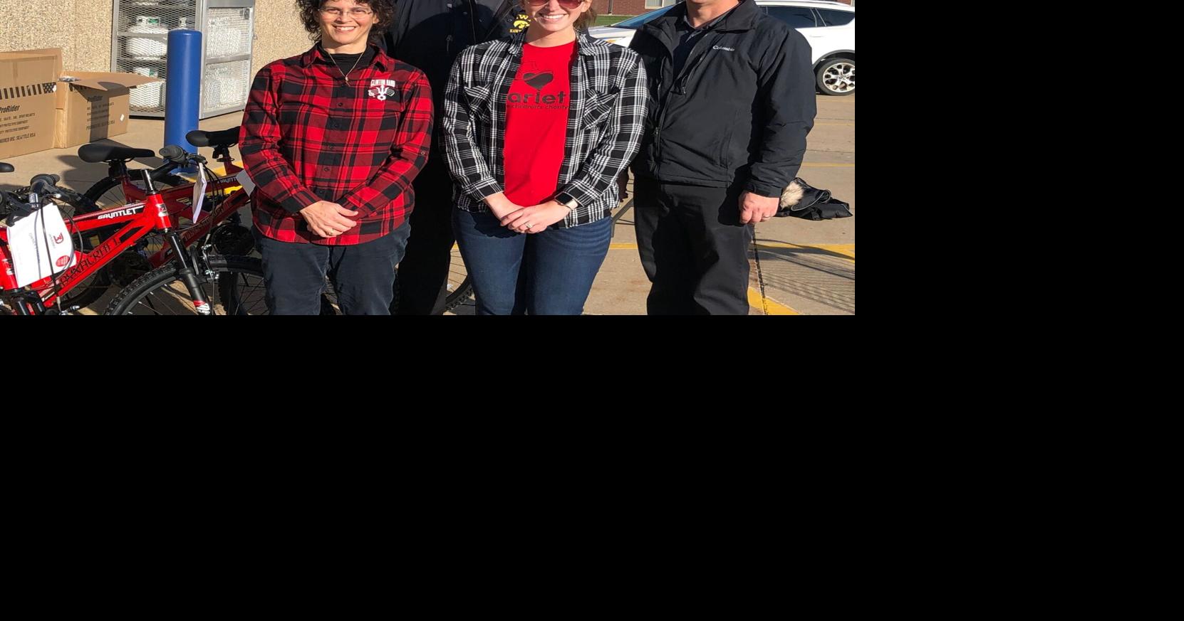 READY TO ROLL: Clinton's Fareway, Variety team up for bicycle giveaway ...