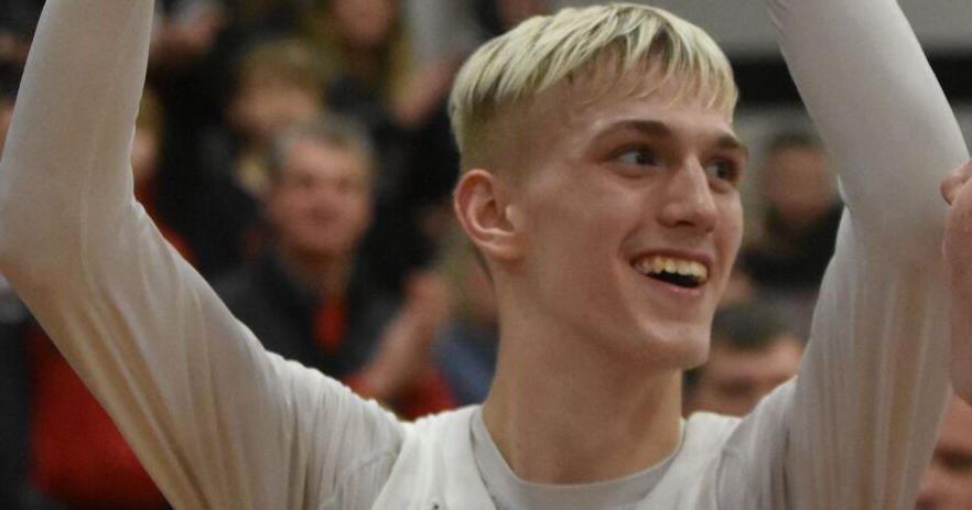 A look back at 2023: Damhoff's 28 points help Steamers charge back to ...