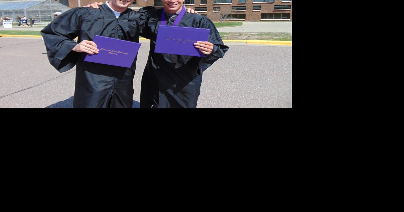 NHL players graduate college after decades: 'Pucks and Circumstance ...