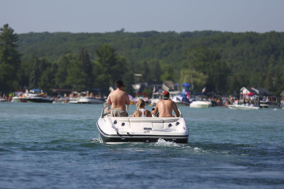 PHOTOS: July Fourth on Torch Lake | | cnhinews.com