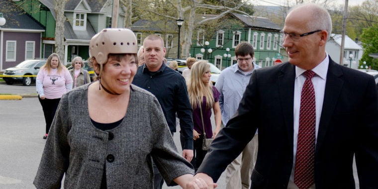 Judge: Teens charged with throwing rocks off overpass will be tried as ...