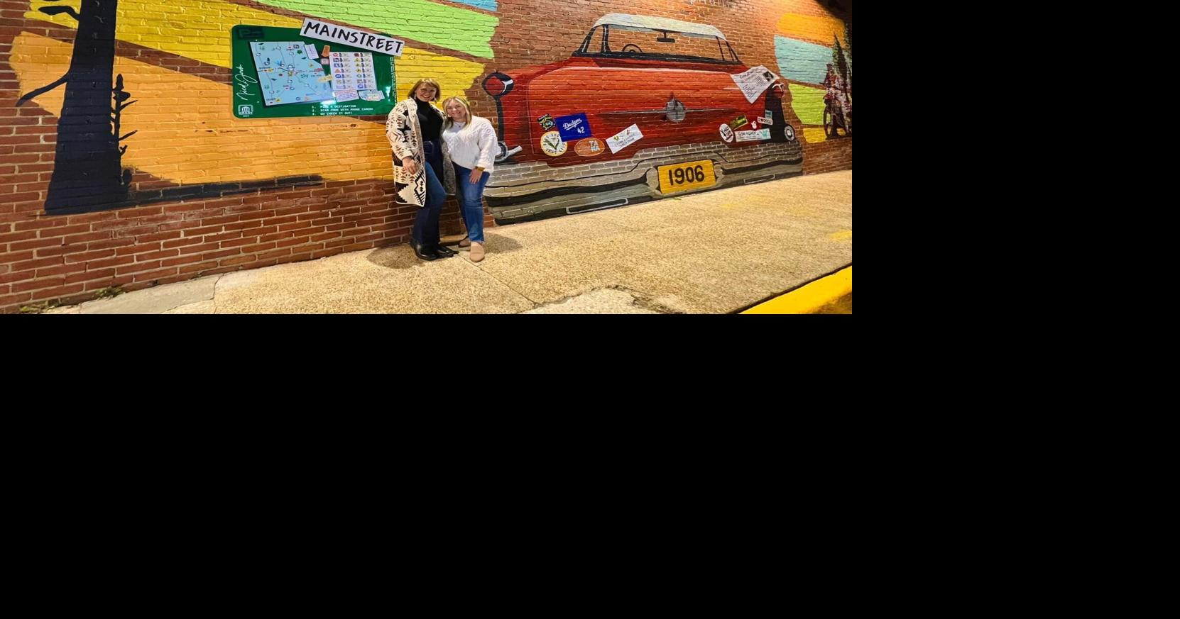 Georgia city unveils interactive mural downtown | CNHI | cnhinews.com