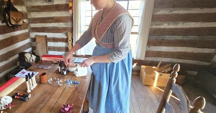 OLD-TIMEY CHRISTMAS: Holiday gift crafting event presented at Oklahoma ...