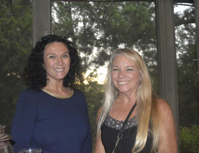 Gin Blossoms wow Rainbow Island audience | Community Notes ...