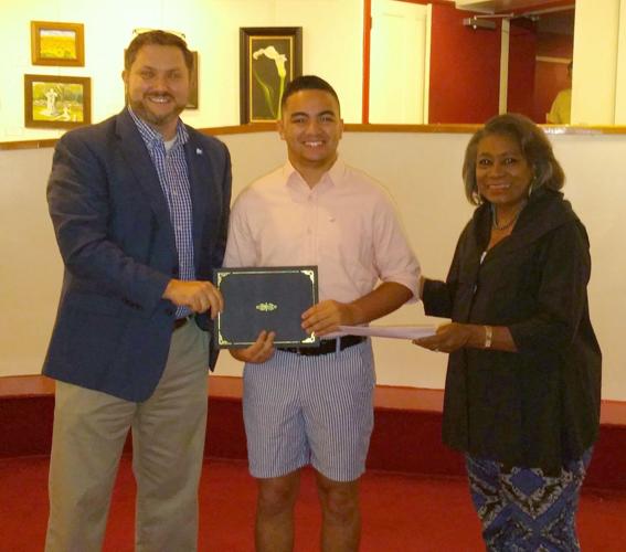 Margie Harris: 'I live to serve' | Features | coastalillustrated.com