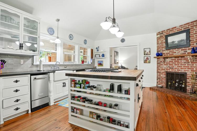 Laughinghouse Manor will warm your heart | Chfeature ...
