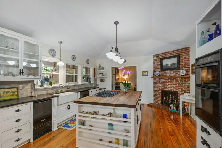 Laughinghouse Manor will warm your heart | Chfeature ...