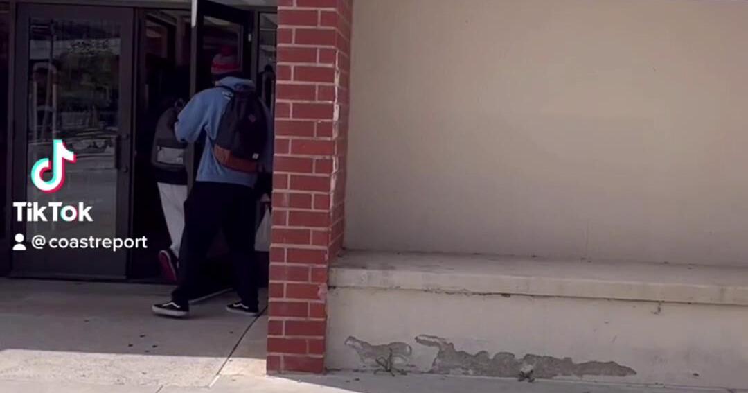 VIDEO: OCC Bookstore gears graduates for big day | Multimedia ...