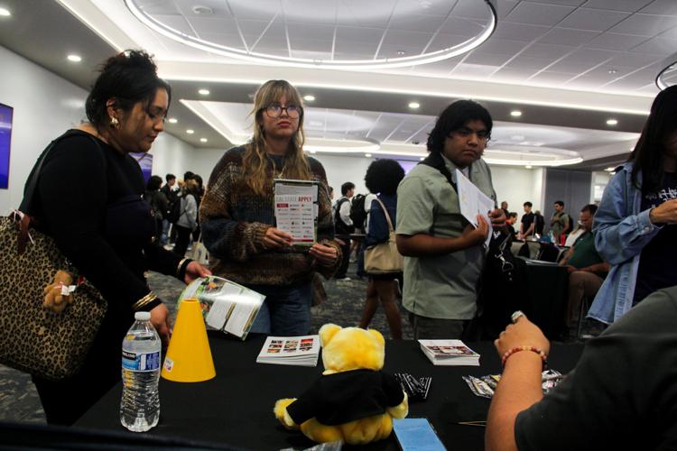 Orange Coast College hosts Transfer Day Fair to connect students with ...