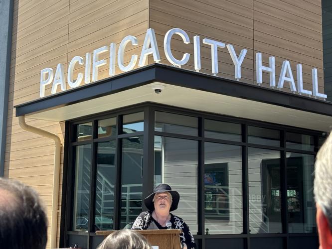 Pacifica cuts ribbon on new civic center | News | coastsidenews.com