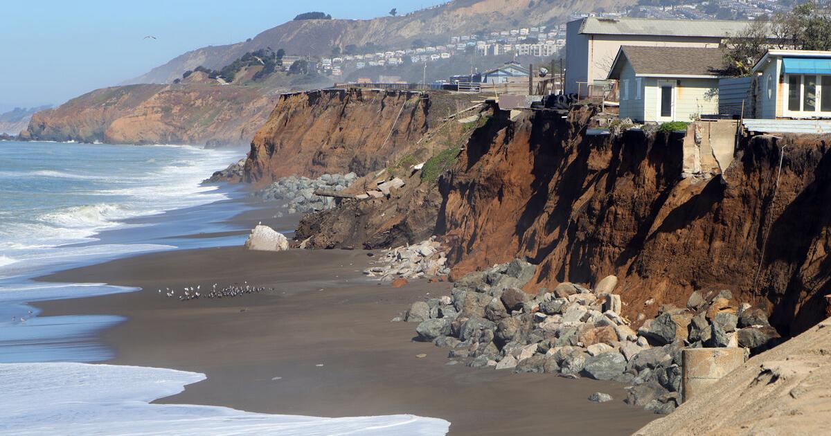 New study highlights speed of Pacifica’s erosion | Community ...