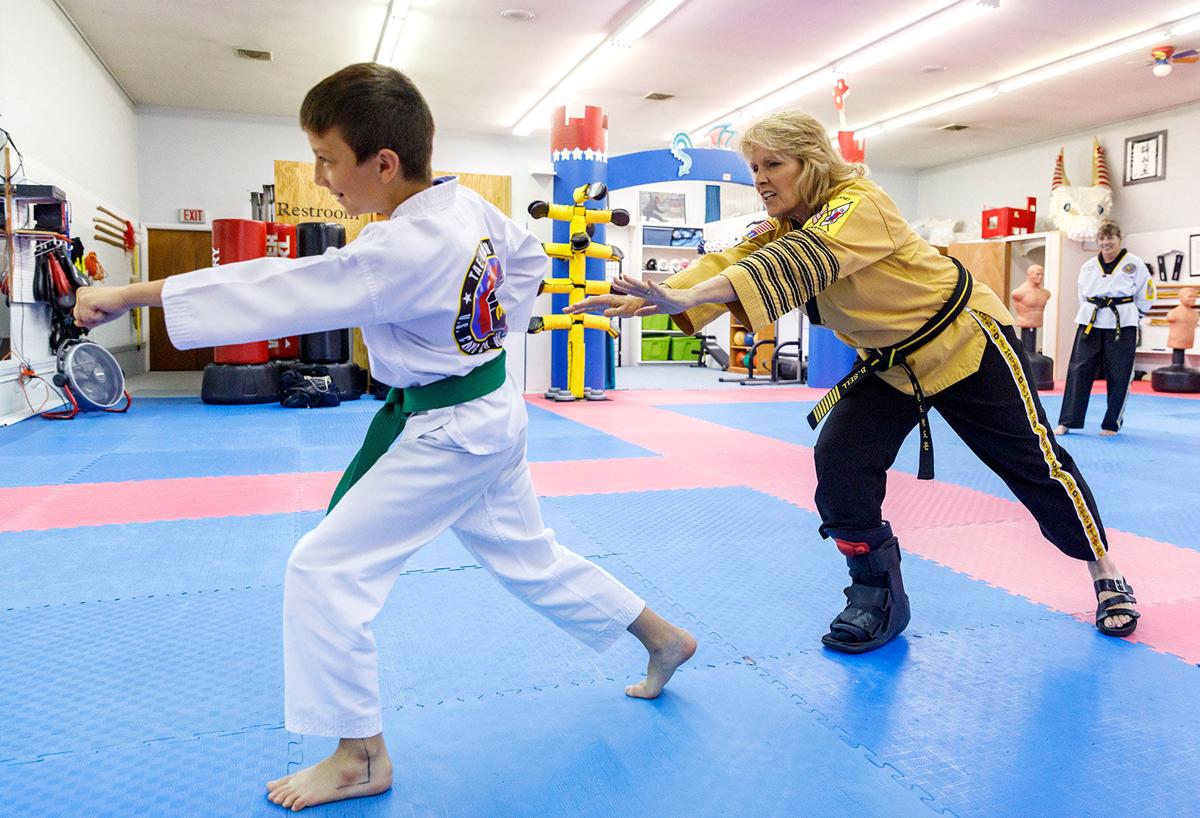 Martial arts master teaches Cody taekwondo students | Sports ...