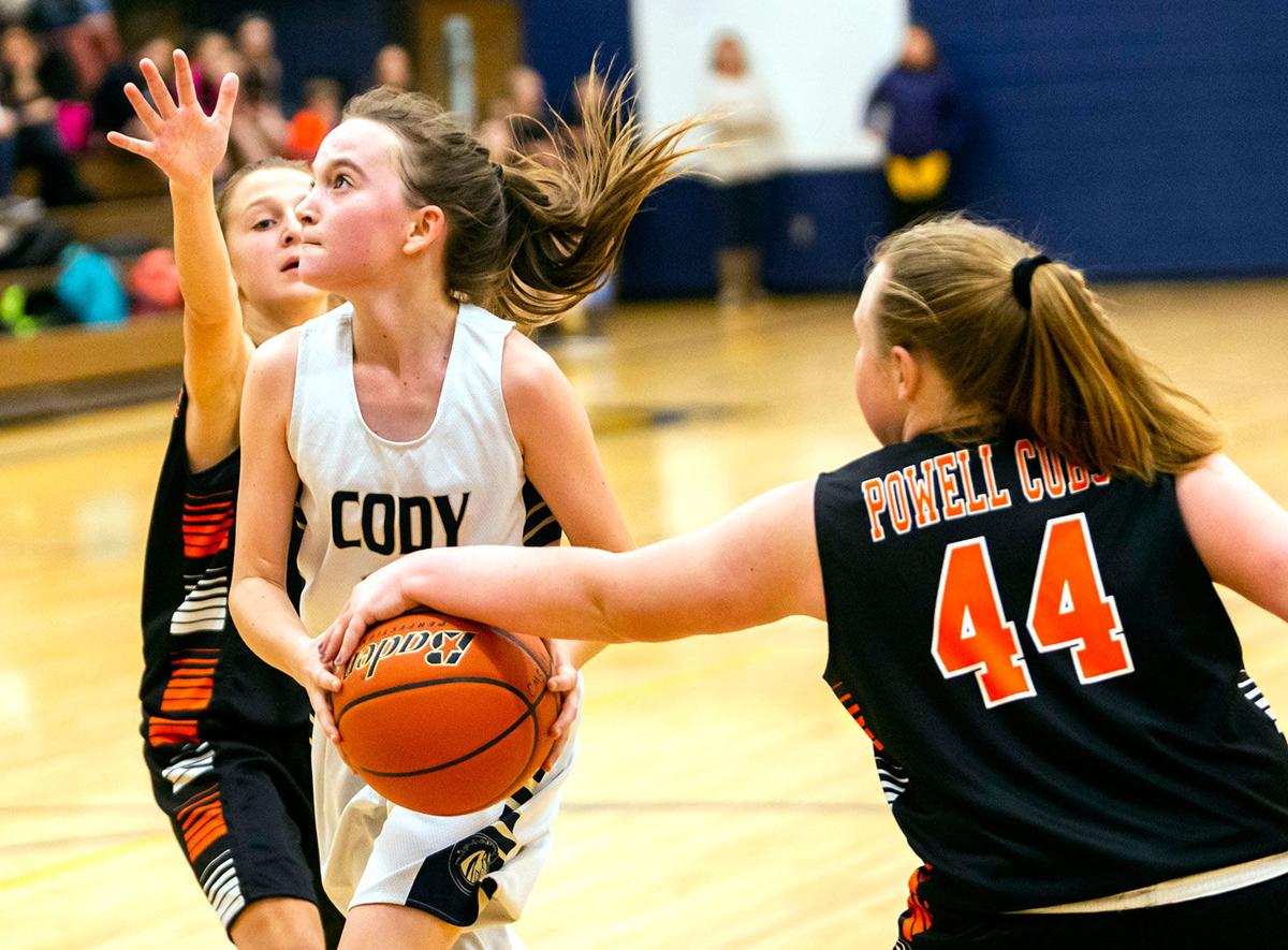 Seventh-grade girls basketball has strong showing | Sports ...